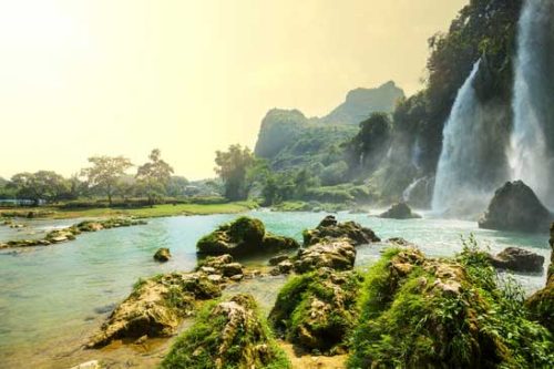 Ecotourism in Vietnam: Potential and Reality - Kyoto Review of ...